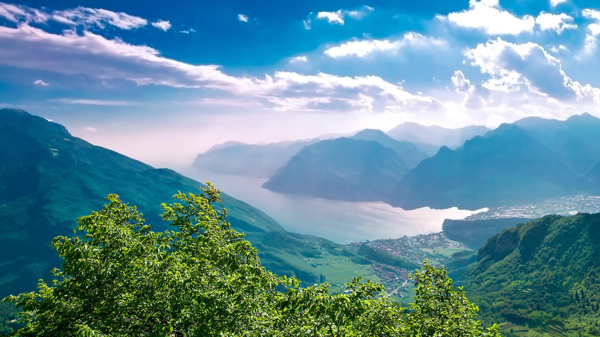 Giro del lago di Garda - Associazione Guide Turistiche per il Lago di Garda Giro del lago di Garda - Associazione Guide Turistiche per il Lago di Garda